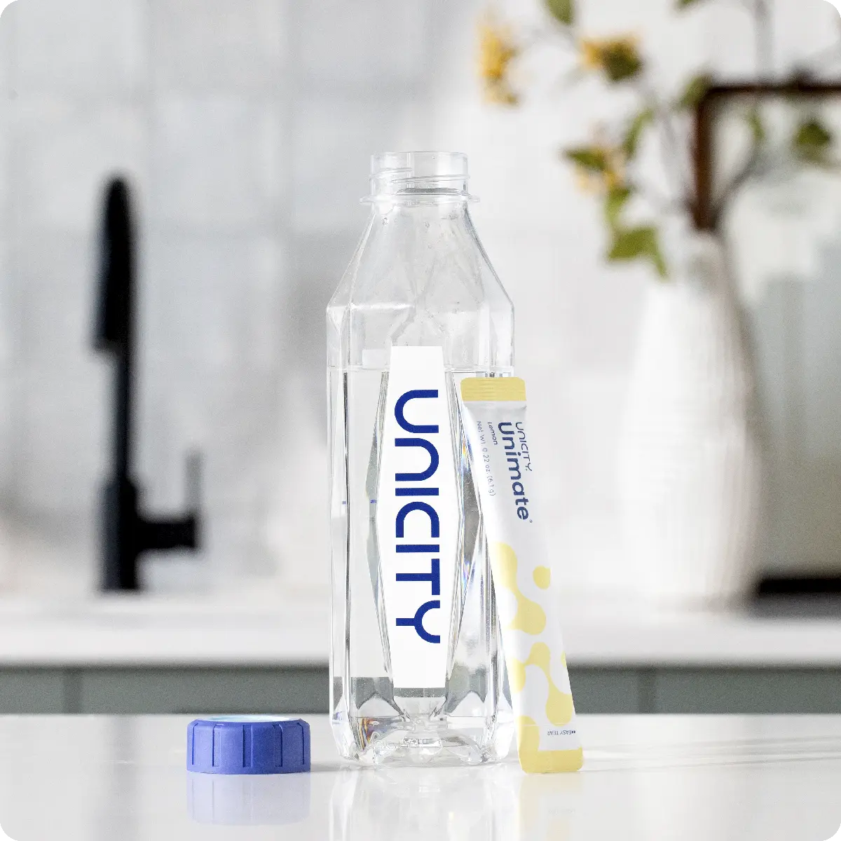 Mantente hidratado con estilo con nuestra botella Diamond | Unicity ...